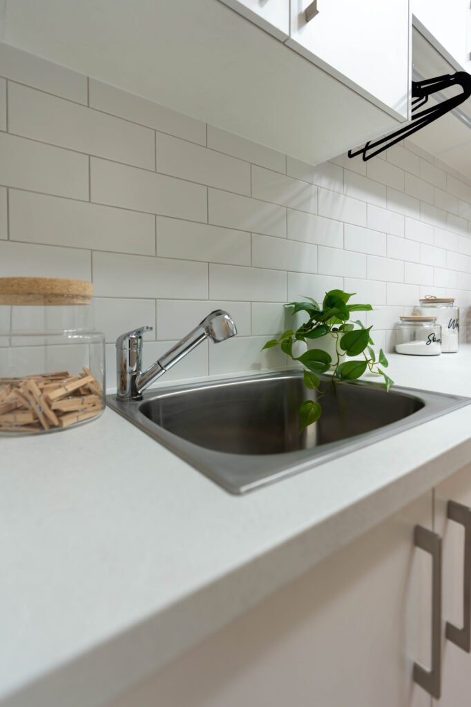 Kitchen Sinks & Taps - U-Install-It Kitchens