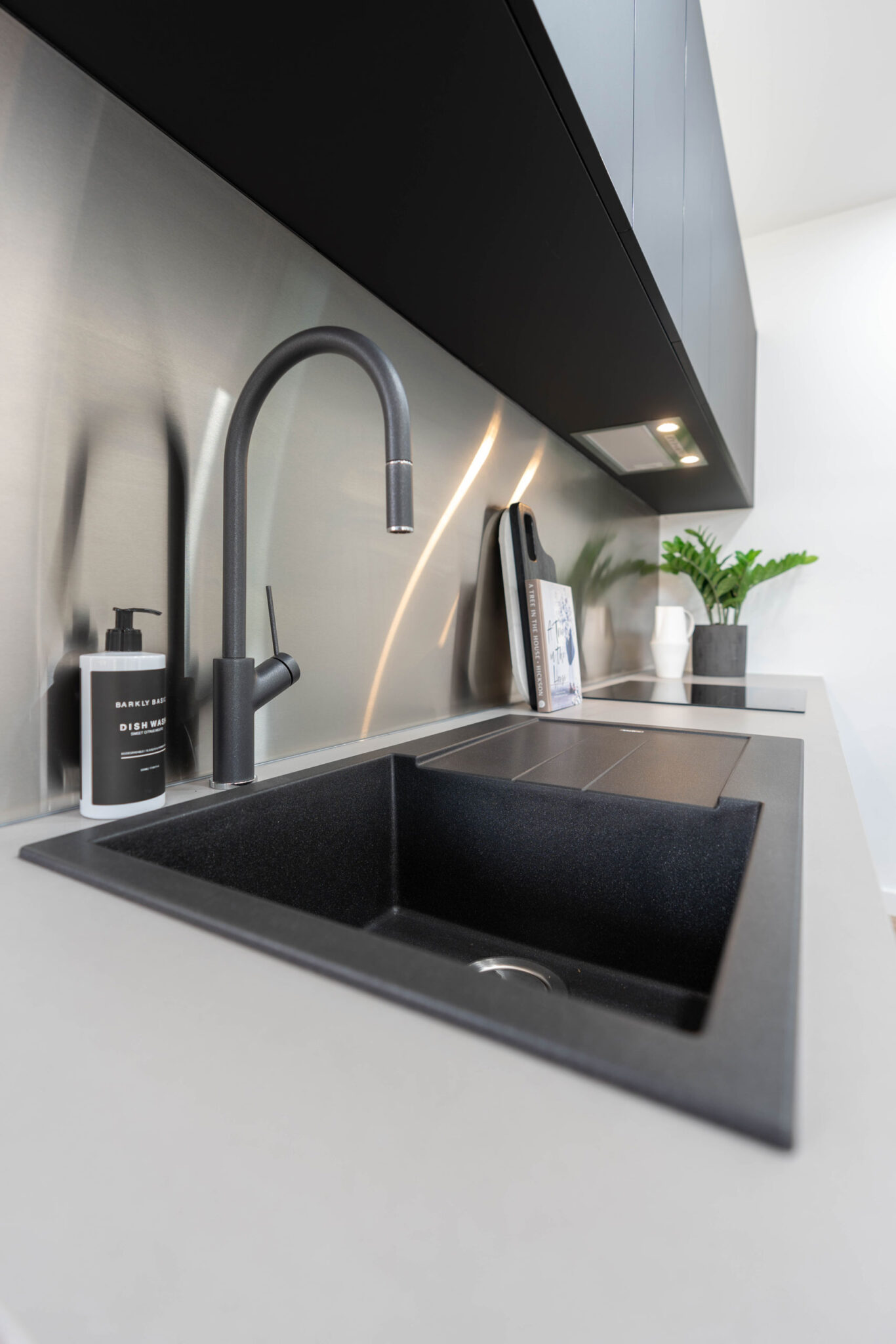 Kitchen Sinks & Taps - U-Install-It Kitchens
