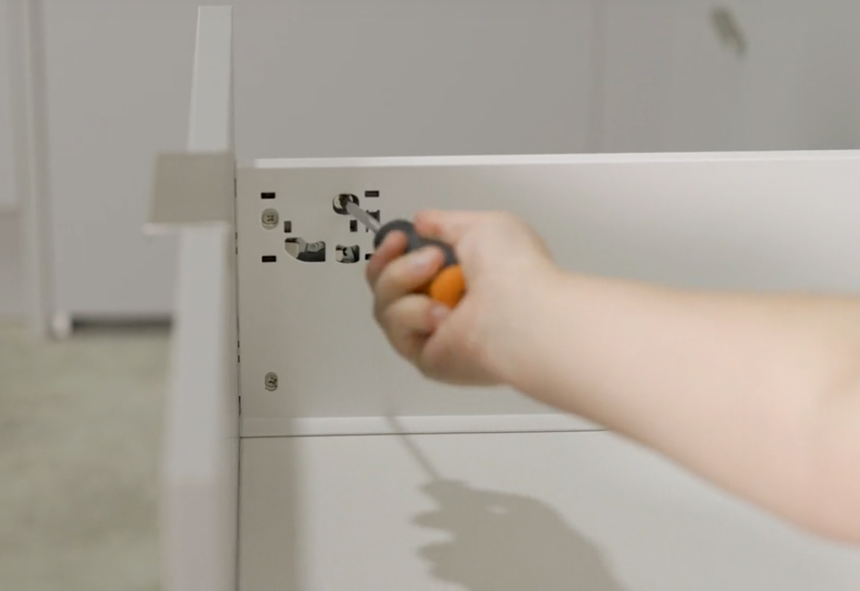 How-To Adjust Drawers | U-Install-It Kitchens